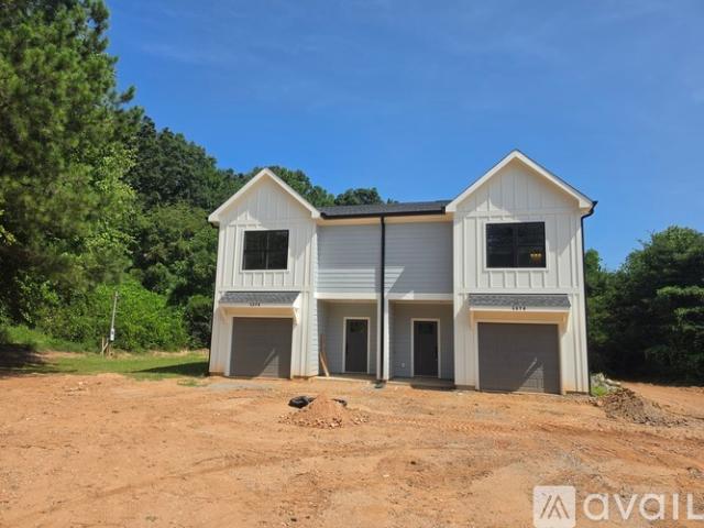 3 BR, 2.5 BA Apartment 4276 4278 Rhoney School Rd, Unit B, Hickory, NC 28602