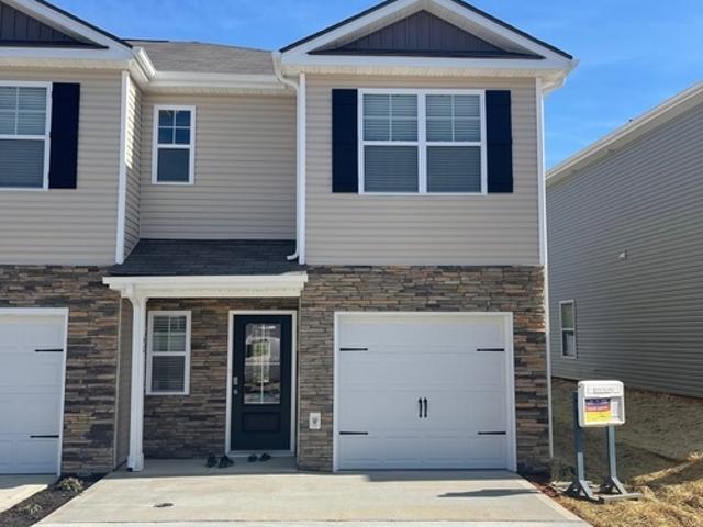 3 BR, 2.5 BA Apartment 42 Moon Rock Court, Unit 42, Johnson City, TN 37615