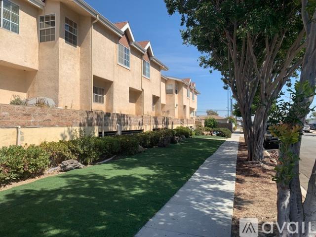 3 BR, 2.5 BA Apartment 4315 West 145th Street, Unit 03, Lawndale, CA 90260