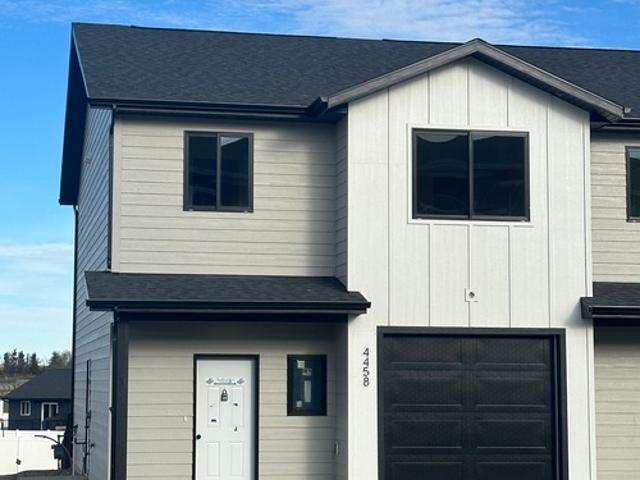 3 BR, 2.5 BA Apartment 4440 12 Th Street W, Unit 4458, Dickinson, ND 58601