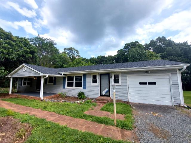 3 BR, 2.5 BA Apartment 4448 Old Belews Creek Rd, Winston Salem, NC 27101