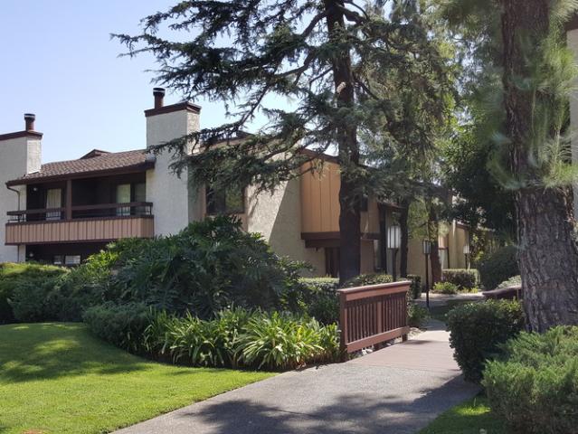 3 BR, 2.5 BA Apartment 444 W Huntington Drive, Unit 108, Arcadia, CA 91007