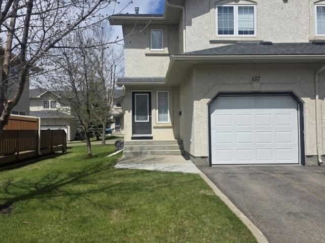 3 BR, 2.5 BA Apartment 445 Bayfield Cres, Saskatoon, SK S7V 1C7