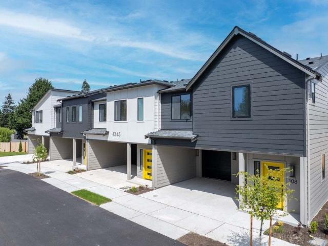 3 BR, 2.5 BA Apartment 4407 84th St NE Unit F119, Marysville, WA 98270