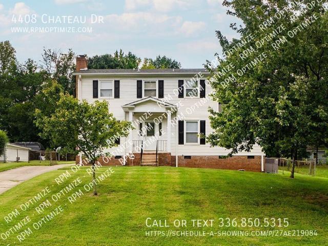 3 BR, 2.5 BA Apartment 4408 Chateau Dr, Greensboro, NC 27407