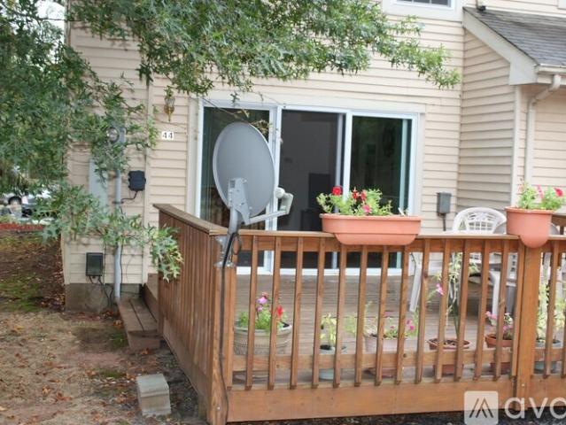 3 BR, 2.5 BA Apartment 44 Whitby Circle, Unit 44, Franklin Township, NJ 08873