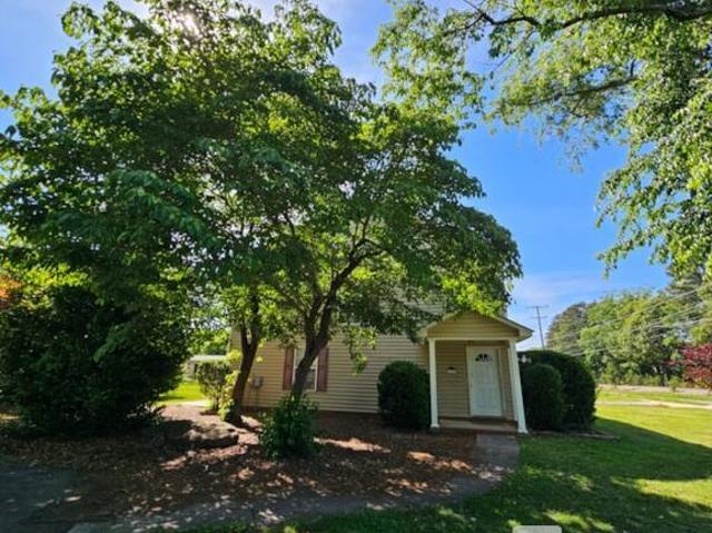 3 BR, 2.5 BA Apartment 4653 Perkins Rd, Charlotte, NC 28269