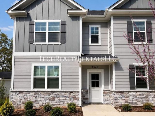 3 BR, 2.5 BA Apartment 4638 Dogwood Pl, Charlotte, NC 28212