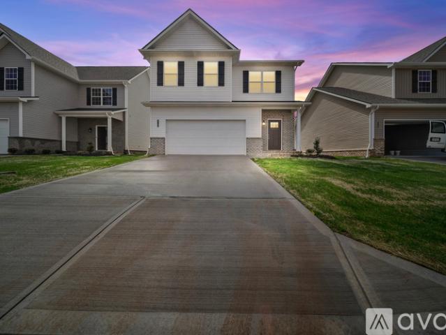 3 BR, 2.5 BA Apartment 4740 Stoneyhurst Ln, Knoxville, TN 37918