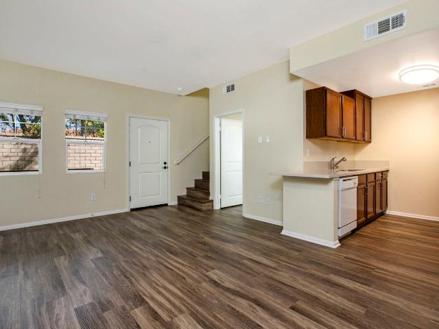 3 BR, 2.5 BA Apartment 4871 Los Angeles Ave Unit 4879G, Simi Valley, CA 93063