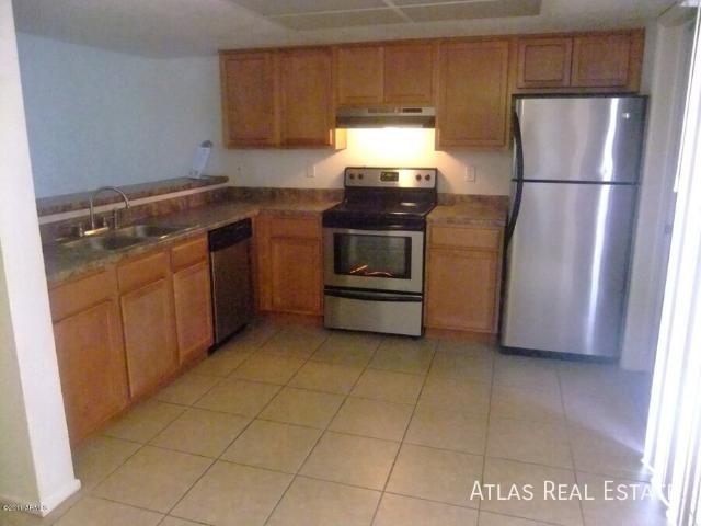 3 BR, 2.5 BA Apartment 4828 W Orangewood, Glendale, AZ 85301