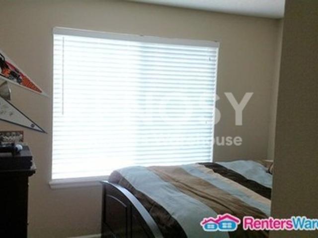 3 BR, 2.5 BA Apartment 4839 Kingston Ave, Highlands Ranch, CO 80130