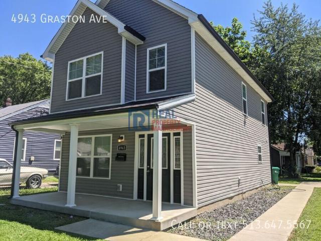 3 BR, 2.5 BA Apartment 4943 Graston Ave, Louisville, KY 40216