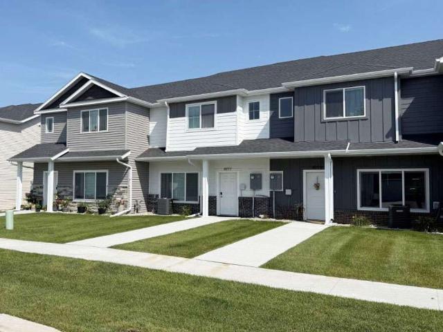 3 BR, 2.5 BA Apartment 4950 4997 36th Avenue South Unit 4988, Fargo, ND 58104