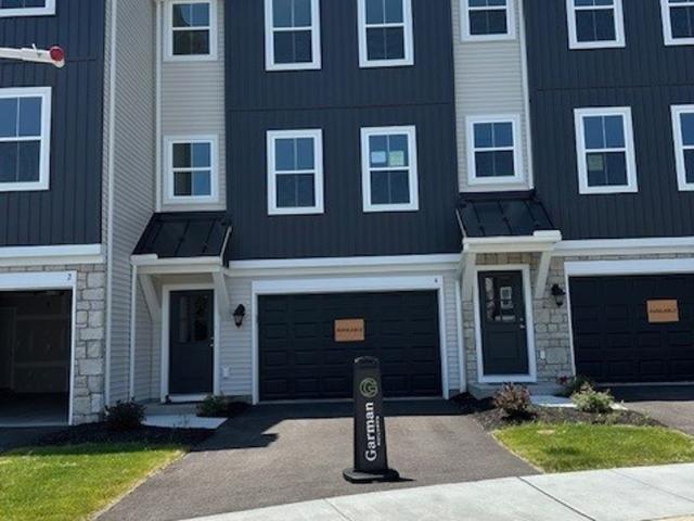 3 BR, 2.5 BA Apartment 4 Morgan Circle, Carlisle, PA 17015
