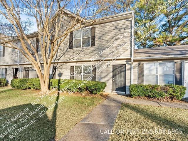 3 BR, 2.5 BA Apartment 5025 Blue Spring Rd NW, Huntsville, AL 35810