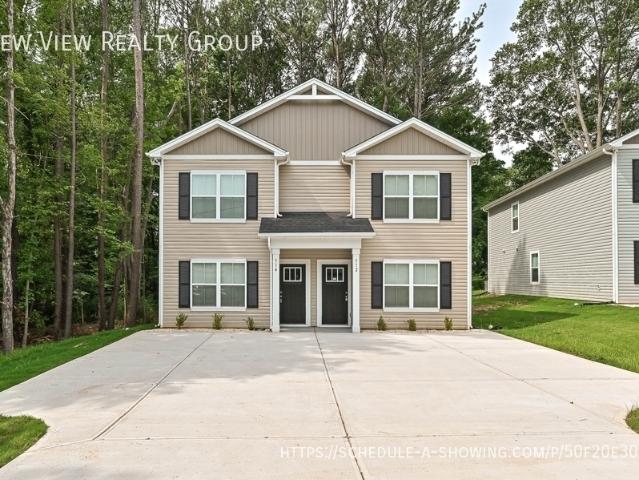 3 BR, 2.5 BA Apartment 514 12th Ave NE, Hickory, NC 28601