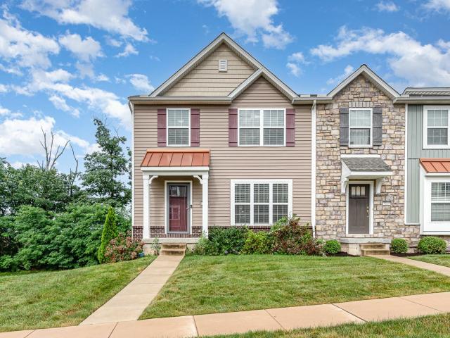 3 BR, 2.5 BA Apartment 5105 Laurel Valley Ln, Enola, PA 17025