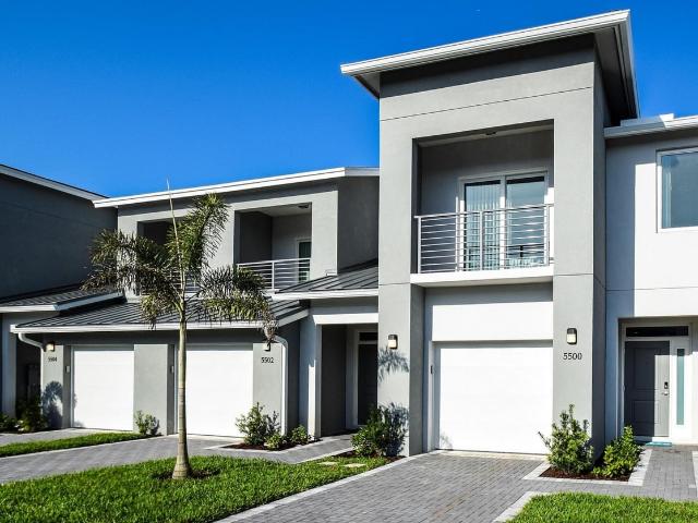 3 BR, 2.5 BA Apartment 5108 NW Torino Lakes Circle Unit 5490, Port Saint Lucie, FL 34986