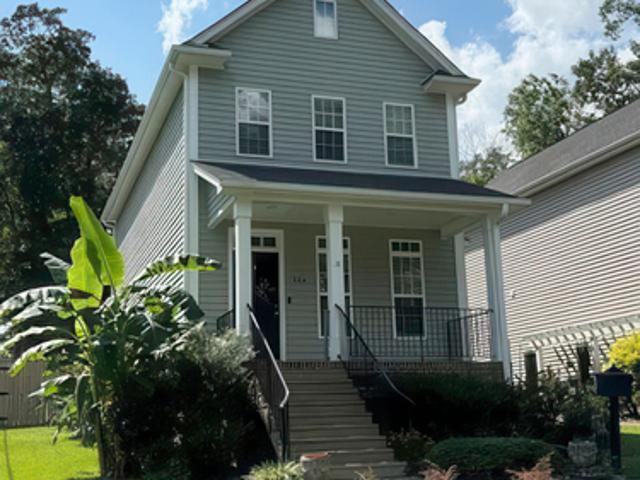 3 BR, 2.5 BA Apartment 524 South Fuquay Avenue, Fuquay Varina, NC 27526