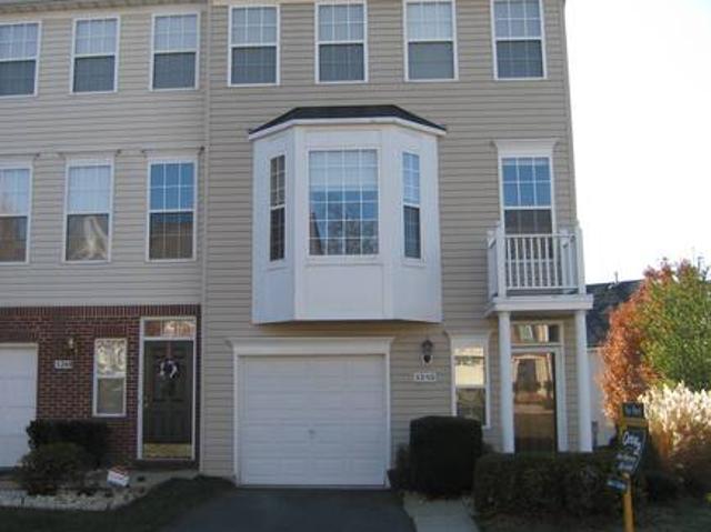 3 BR, 2.5 BA Apartment 5250 Ballycastle Cir, Unit @, Alexandria, VA 22315