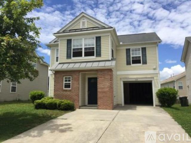 3 BR, 2.5 BA Apartment 5237 Meryton Park Way, Raleigh, NC 27616