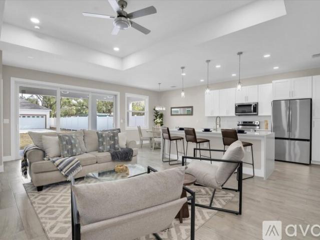 3 BR, 2.5 BA Apartment 5341 71st Way N, St. Petersburg, FL 33709