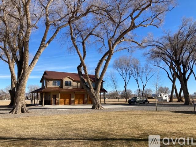 3 BR, 2.5 BA Apartment 5345 Hwy 348, Olathe, CO 81425