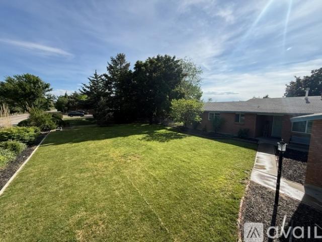 3 BR, 2.5 BA Apartment 5455 South Round Up Street, Boise, ID 83709