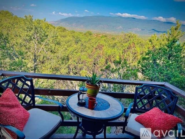 5 BR, 2.5 BA Apartment 54 Tecolote Road, Tijeras, NM 87059