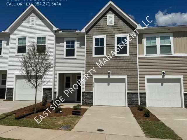 3 BR, 2.5 BA Apartment 5719 Woodlawn Dr, Durham, NC 27703