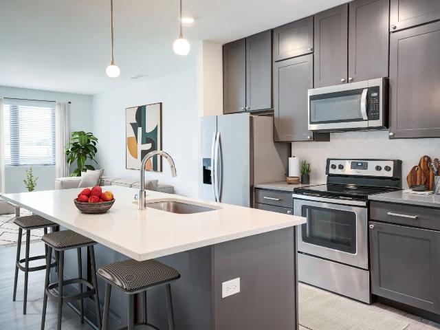 3 BR, 2.5 BA Apartment 5858 North College Avenue Unit 318, Indianapolis, IN 46220
