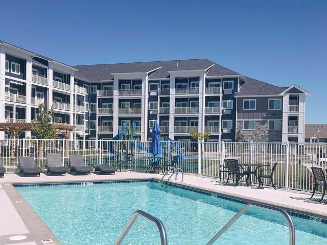3 BR, 2.5 BA Apartment 595 88th Street Unit 109, West Des Moines, IA 50266