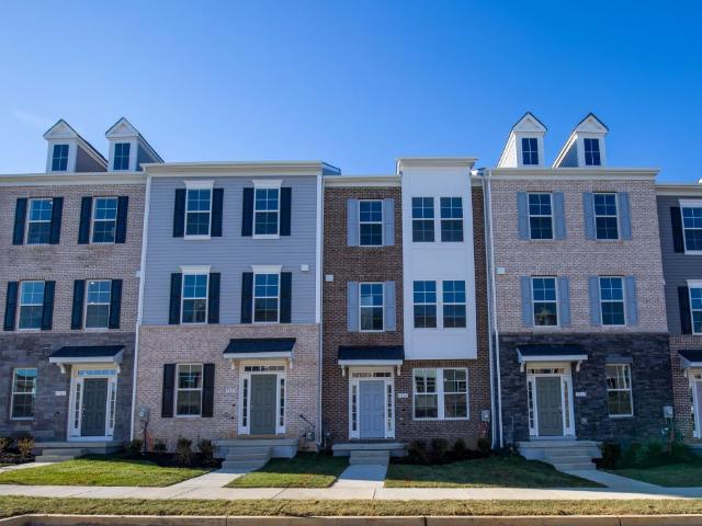 3 BR, 2.5 BA Apartment 5925 Allentown Andrews Drive Unit 1 5901, Suitland, MD 20746