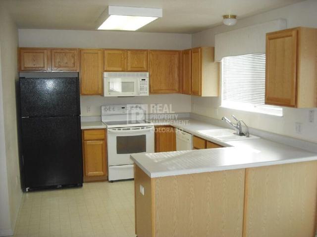 3 BR, 2.5 BA Apartment 5934 Fossil Dr, Colorado Springs, CO 80923