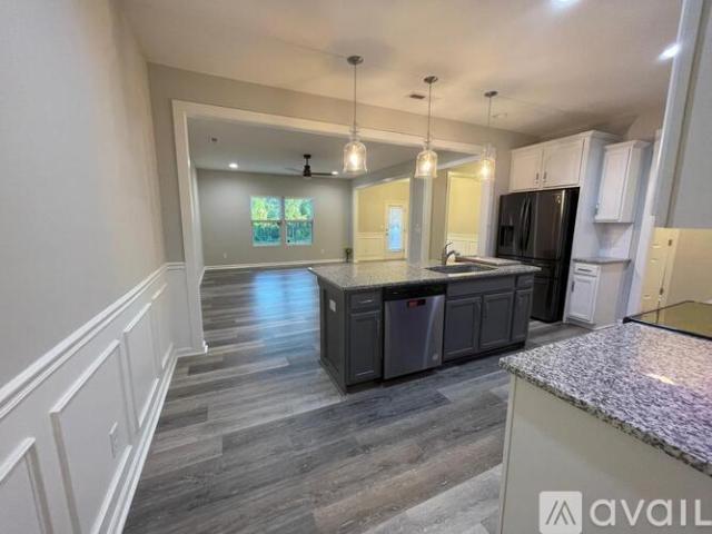 3 BR, 2.5 BA Apartment 5935 River Meadow Ct, Unit N/A, Charlotte, NC 28213