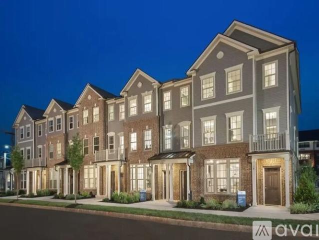 3 BR, 2.5 BA Apartment 5 Sternadori Road, Unit 5, Somerville, NJ 08876