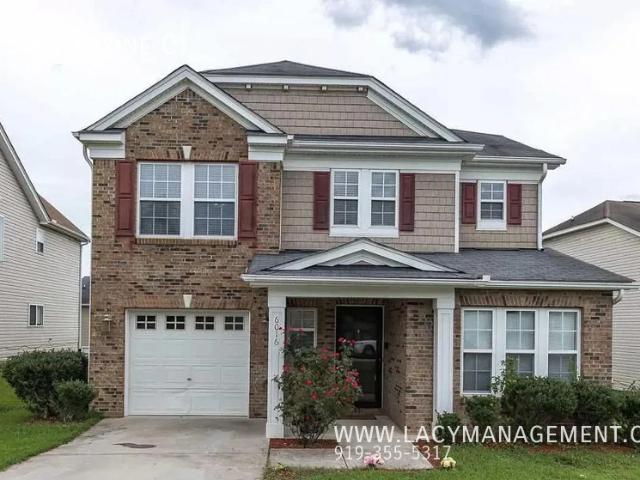 3 BR, 2.5 BA Apartment 6016 Namozine Ct, Raleigh, NC 27610