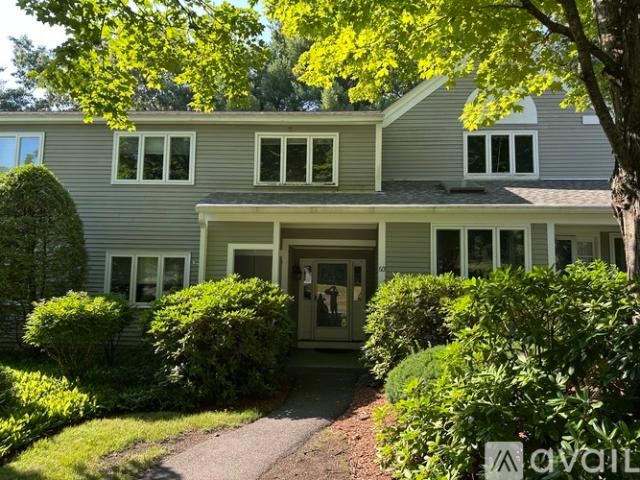 3 BR, 2.5 BA Apartment 60 Heather Court, Unit HeatherCourt, Nashua, NH 03062