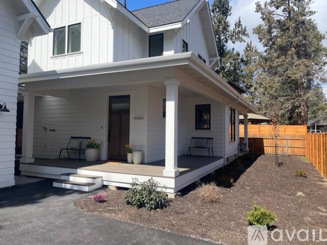 3 BR, 2.5 BA Apartment 61661 Woodriver Dr, Bend, OR 97702