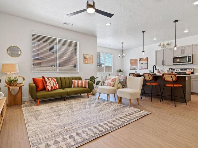 3 BR, 2.5 BA Apartment 618 E. 4290 S. Unit E35 617, Washington, UT 84780