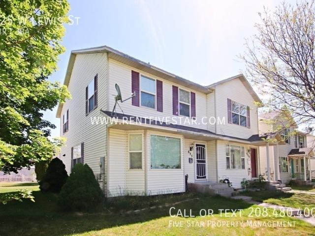 3 BR, 2.5 BA Apartment 625 W Lewis St, Pocatello, ID 83204