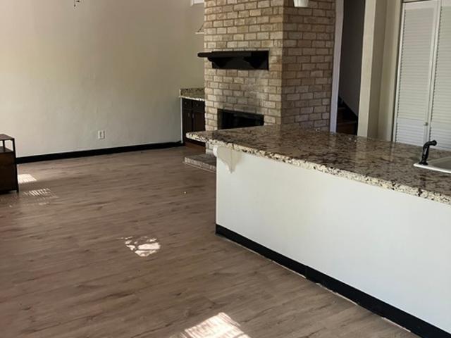 3 BR, 2.5 BA Apartment 626 Trailwood Ct, Unit 626, Garland, TX 75043