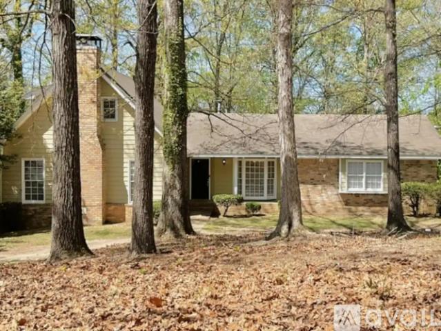 3 BR, 2.5 BA Apartment 6298 Queens Ct, Riverdale, GA 30296