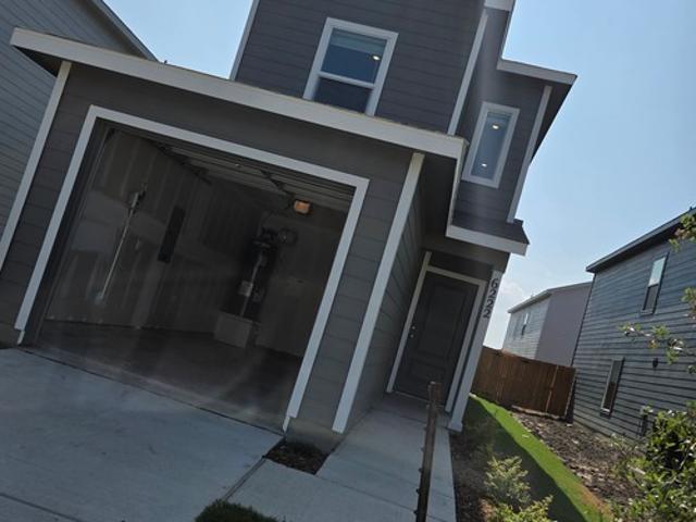 3 BR, 2.5 BA Apartment 6222 Sandpiper Lane, Princeton, TX 75407
