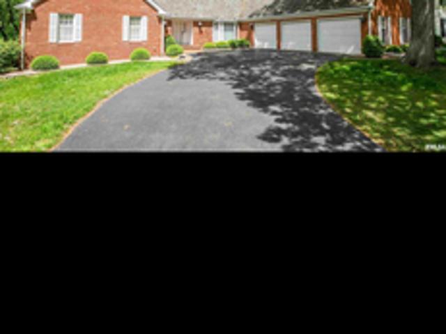 3 BR, 2.5 BA Apartment 6407 N Jamestown Rd, Peoria, IL 61615