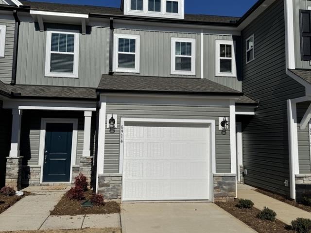 3 BR, 2.5 BA Apartment 6810 Baler Way, Thomasville, NC 27360