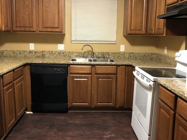 3 BR, 2.5 BA Apartment 6951 Salem Drive, Unit Dutch, New Orleans, LA 70127