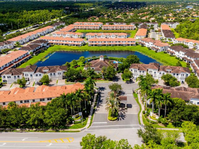 3 BR, 2.5 BA Apartment 7047 Ambrosia Lane Unit 105, Naples, FL 34119