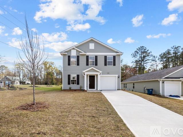 3 BR, 2.5 BA Apartment 705 Conductor Court, Vass, NC 28394